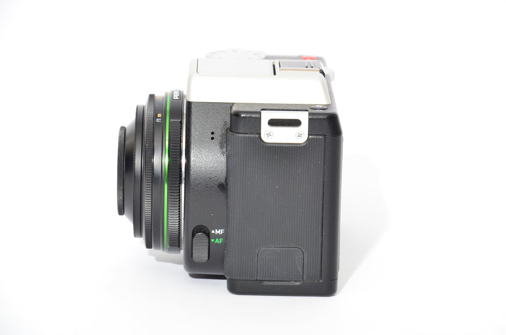 Used Pentax K-01 Mirrorless Camera plus SMC Pentax-DA 40mm f/2.8 Limit ...